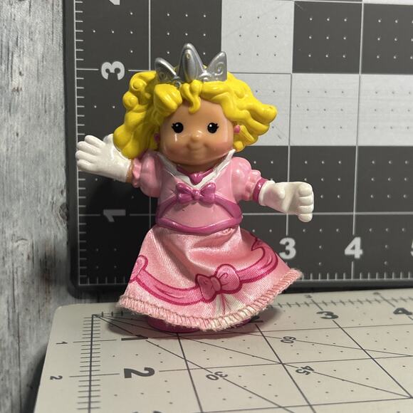 Fisher-Price | Toys | Fisher Price Little People Castle Princess Sarah ...